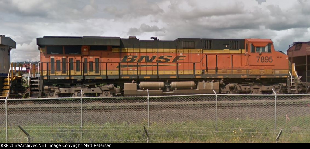 BNSF 7895